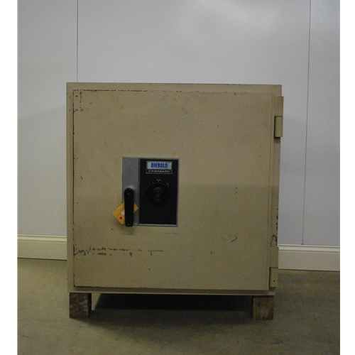 11634Pre-Owned Diebold TRTL30 Cashgard
